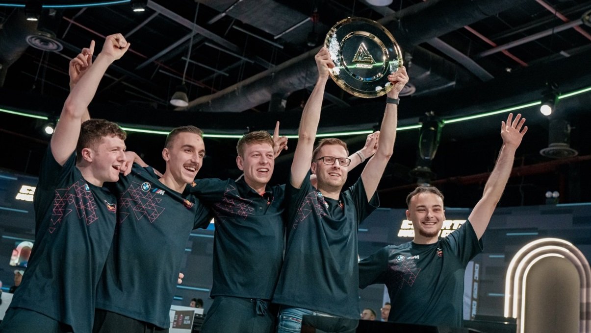 BMW M Team Redline wins team title at Esports World Cup - Games Middle ...